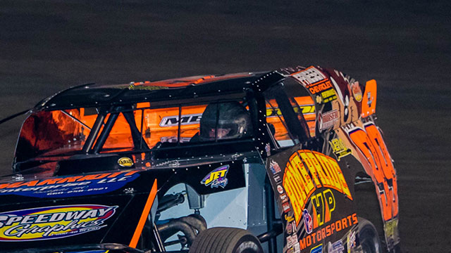 Dirt Nation: Jesse Sobbing